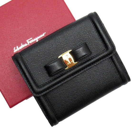Salvatore Ferragamo | Bags | Salvatore Ferragamo Bifold Wallet Vara ...